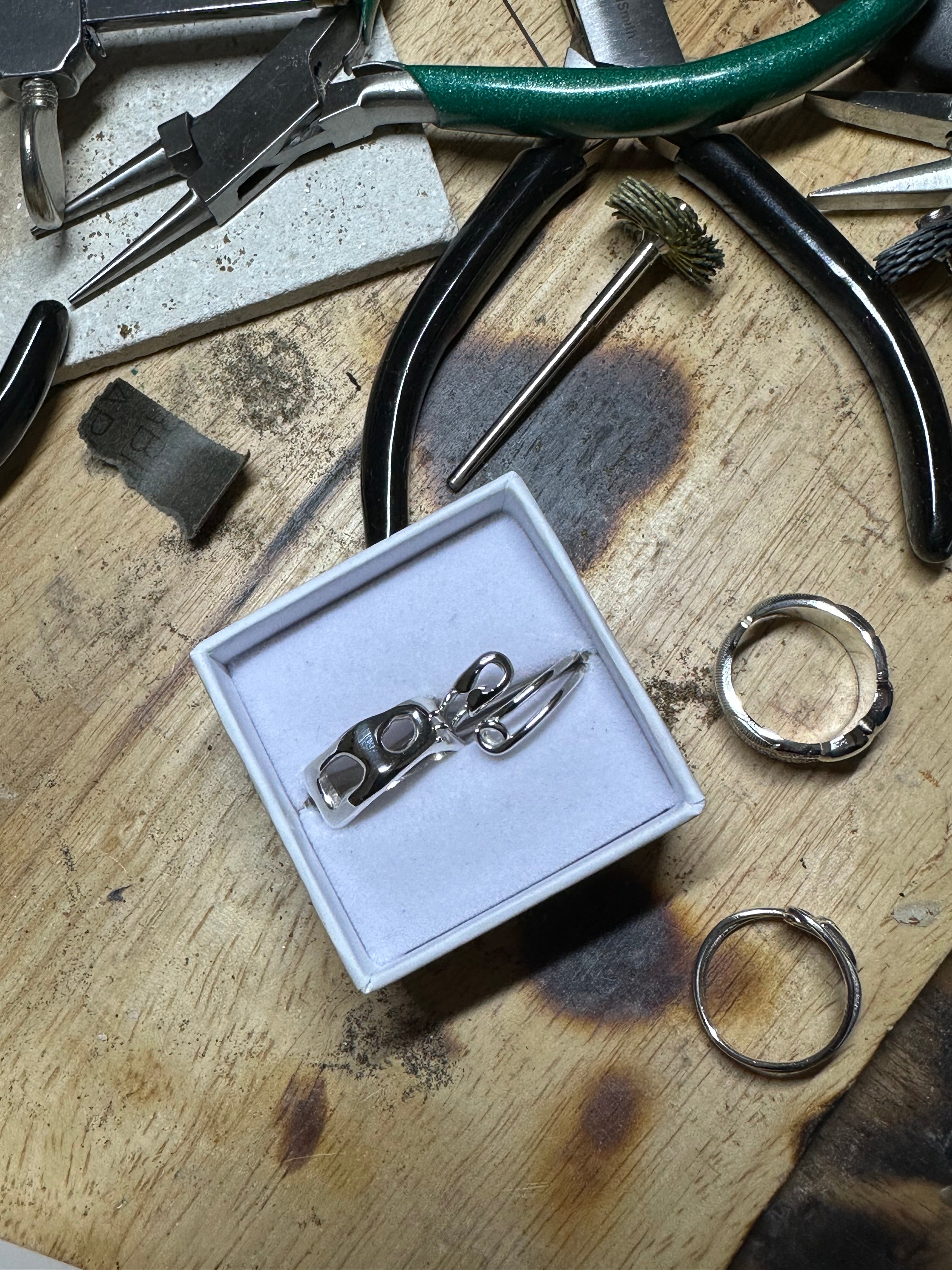 Melted Chain Ring – Silver In Chaos